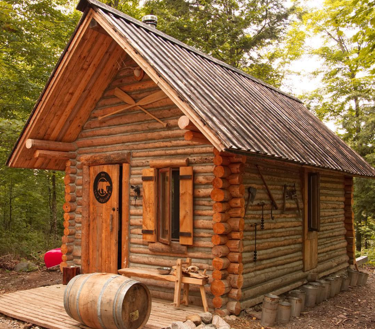 Man Builds Epic Off-Grid Log Cabin to Escape the Stress of City Life Man Builds Epic Off-Grid Log Cabin to Escape the Stress of City Life